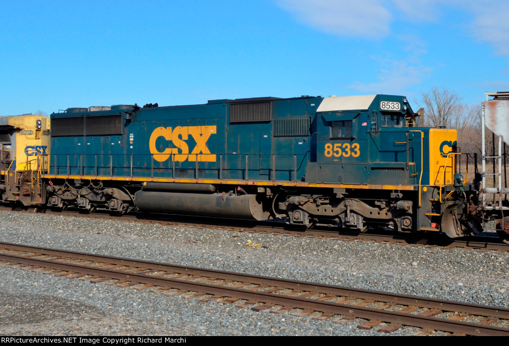 CSX 8533